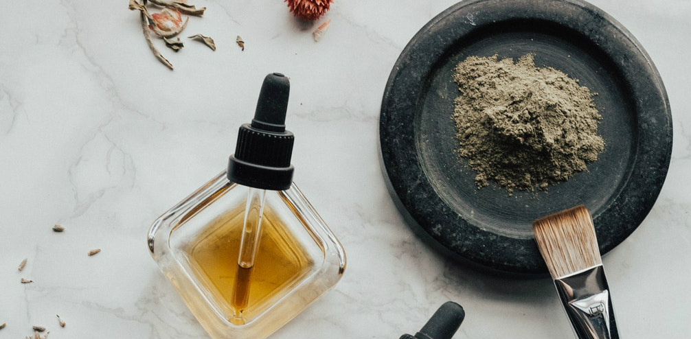 10 Strong Home Remedies for Fleas [Affordable Alternatives]